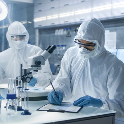 Begini Prosedur K3 di Laboratorium - Indonesia Environment & Energy Center